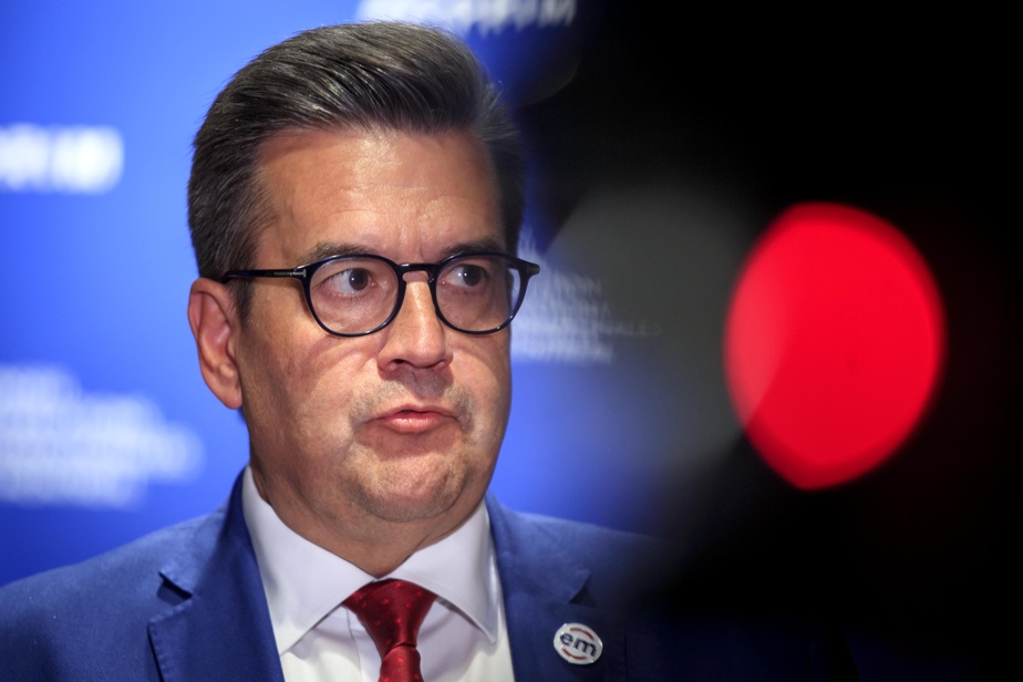 Denis Coderre entend réinstaller la statue de John A. Macdonald ...